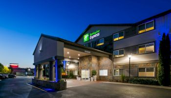 Holiday Inn Express & Suites Everett Hotel WA - Suites Hotel Everett ...
